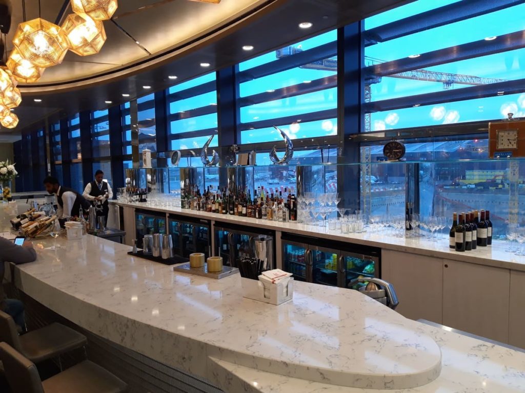 United Club Lounge London Heathrow T2B Review