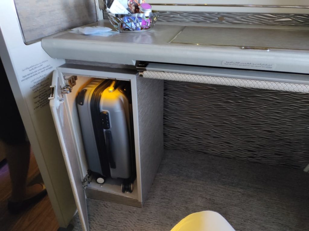 Emirates First Class Suite Gamechanger Review