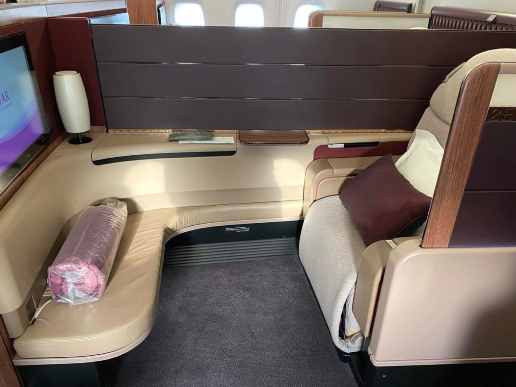 Qatar Airways First Class A380 Review >> Doha - Bangkok