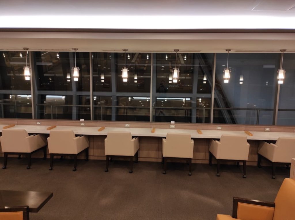 Japan Airlines Sakura Lounge Bangkok Review