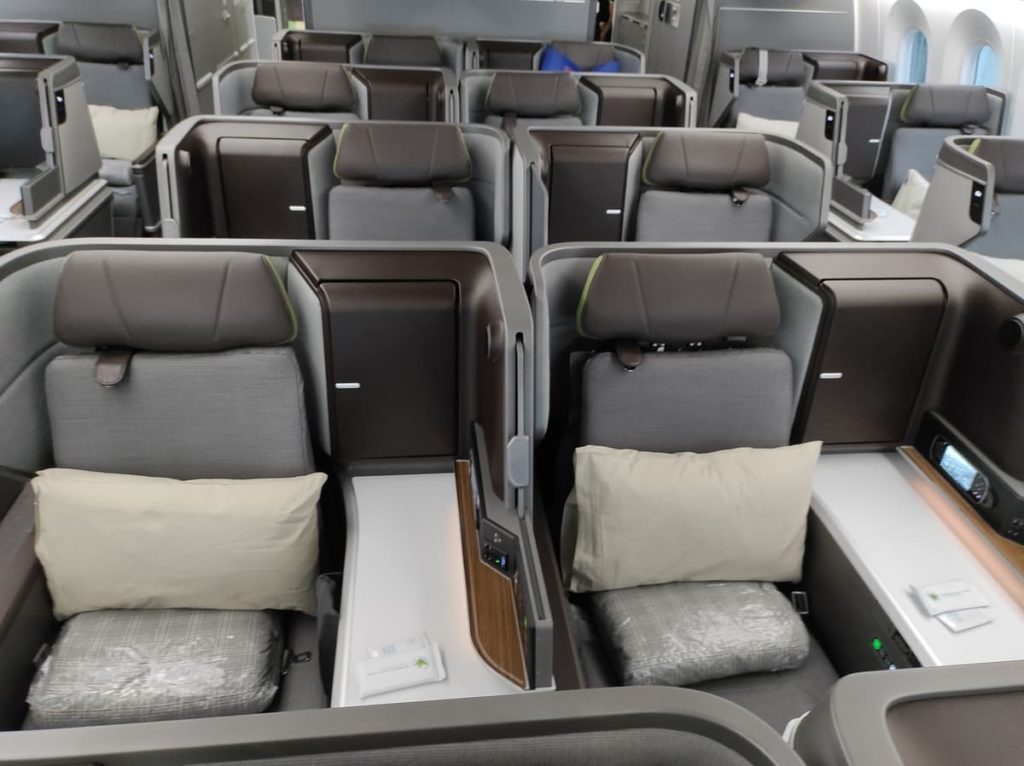 EVA Business Class B787-9 Review Wien- Bangkok